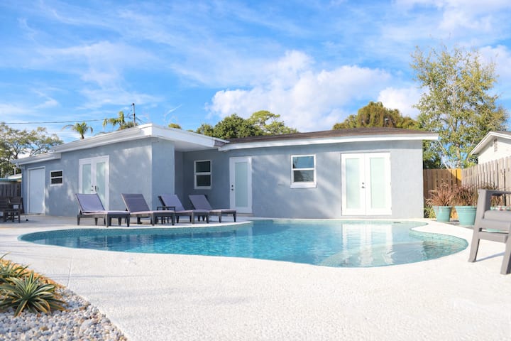 Surf Stay-relaxing Beach House In Lake Worth Beach - Lake Worth, FL