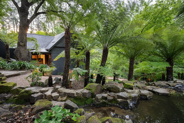 Willow Cottage At Monreale | Brand New Luxury - Dandenong Ranges