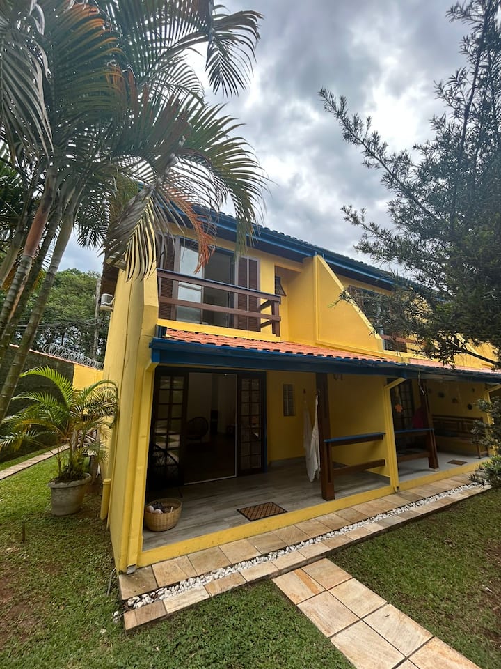 Charmosa Casa Em Condomínio Na Barra Do Sahy - Brazil