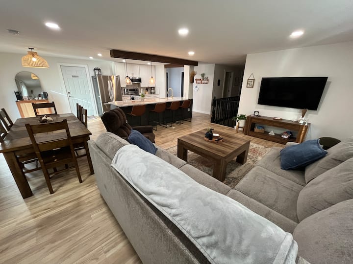 Cotton Creek Cottage - Casper, WY