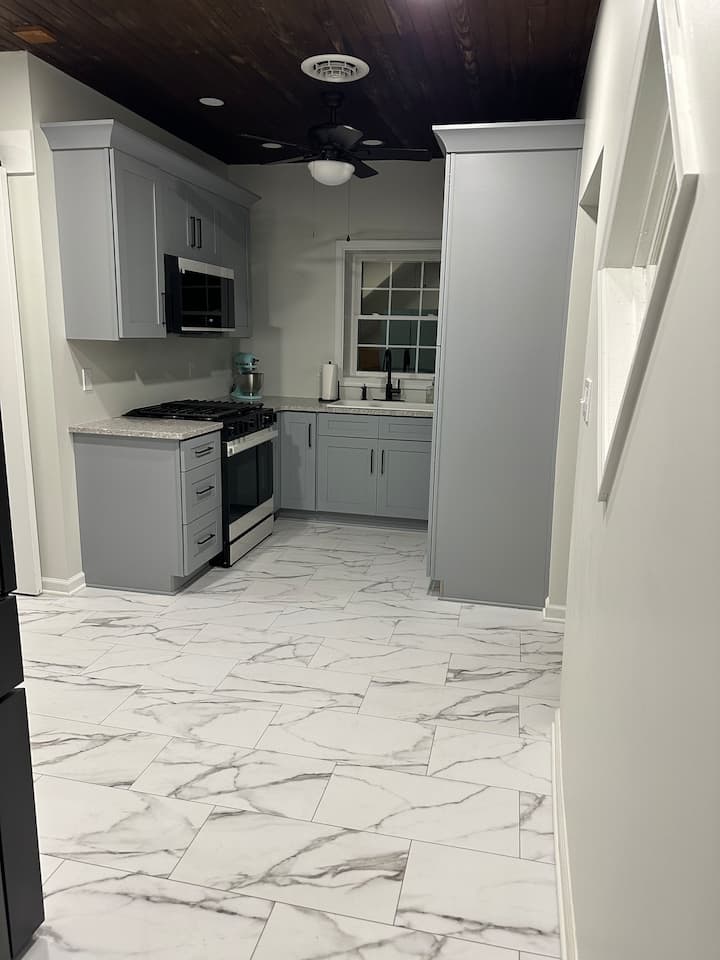 Holly Mansion Carriage House - Carlisle, PA