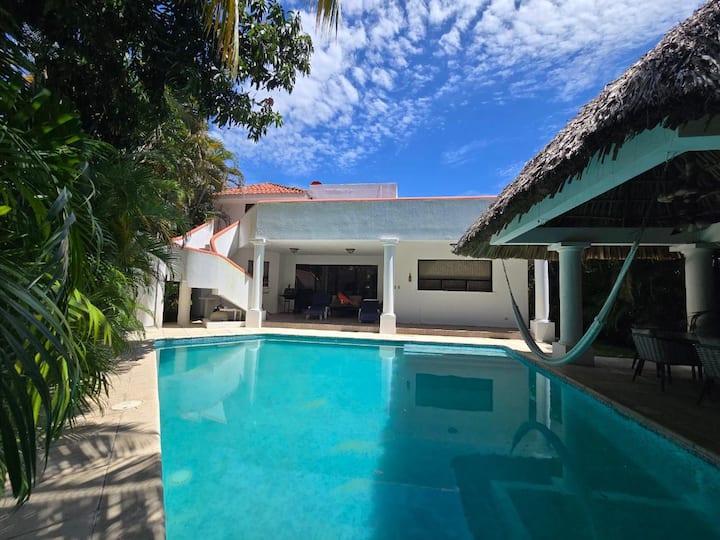 Pacific All Season - Puerto San José