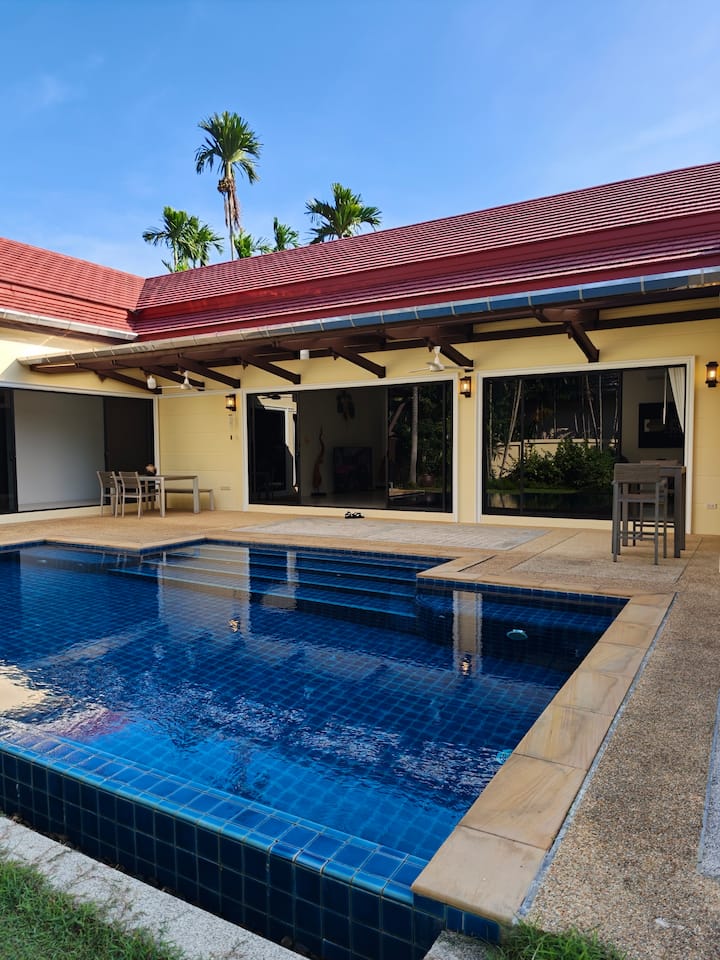 บ้านหลังใหญ่ 5 ห้องนอน พร้อมสระว่ายน้ำส่วนตัว - Phuket district, Thailand