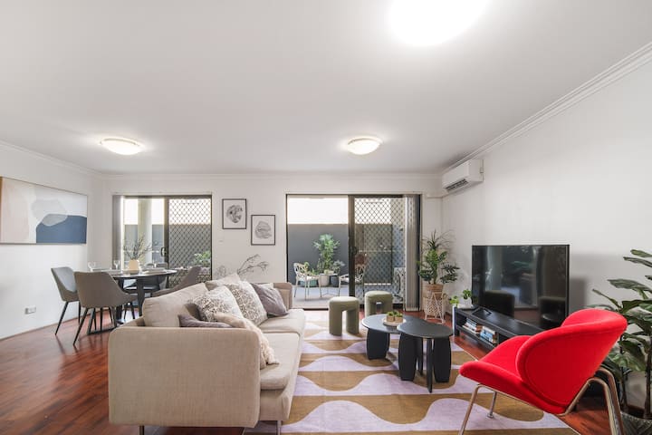 Chippendale 2br Near Cbd W Courtyard & Parking - Kensington