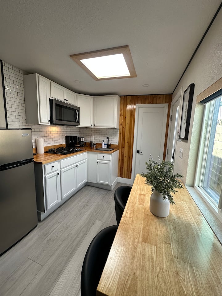 Luxury/ Entire Guest Suite - Las Vegas, NV