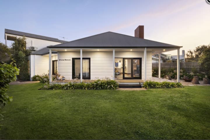 Beach House In Mount Martha - Mornington