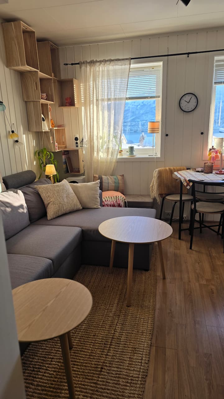 Cozy In Tromsø, Sentral Med Flott Utsikt! - Tromsø