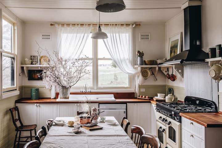 Private Country Escape | Fire Pit | Oberon - Mayfield Garden, Oberon