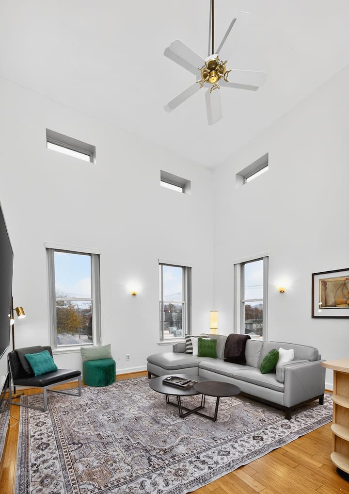 Walk To Tql + Music Hall | Parking Included | Fl3 - Cincinnati, OH