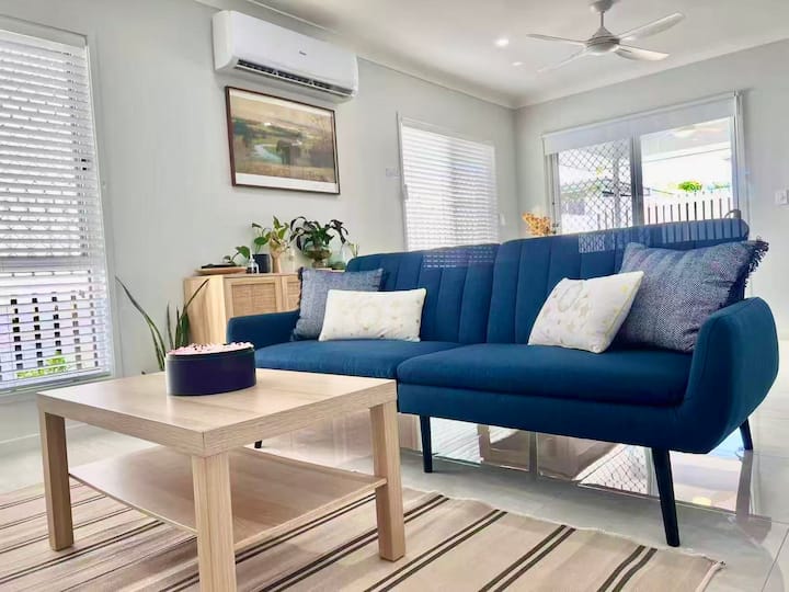 Bright 3br 2ba Home, Near Beenleigh Shops & Train - Gold Coast