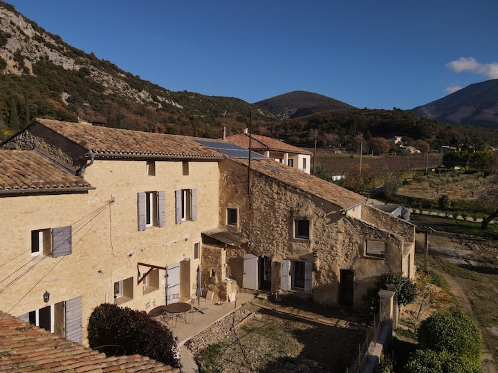Gîte Le Ventoux Tout Confort 5 Personnes - Malaucène
