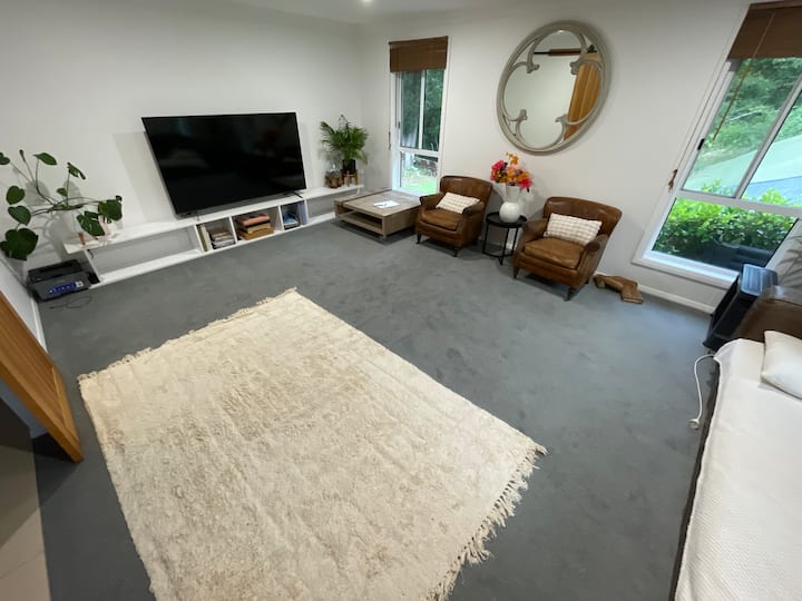 Home Surrounded By Nature - Avoca Beach