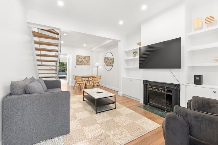 Paddington 3br Home W/ Courtyard & Parking - Surry Hills
