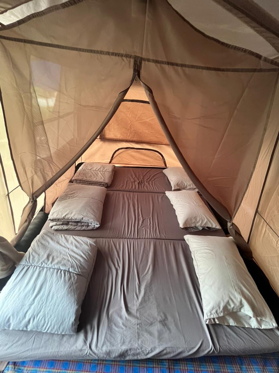 Private Glamping . Cocok Healing & Honeymoon - Cabins for Rent in ...