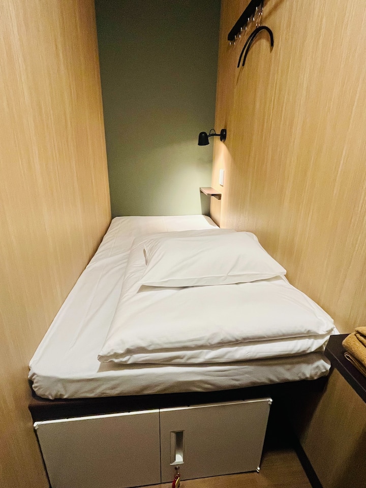 新橋コンホテル シングルキャビン - Roppongi