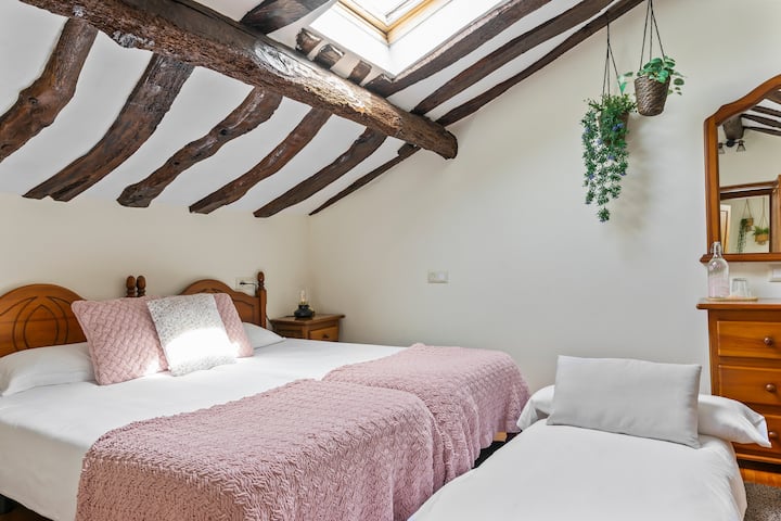 Casa Selmo, Habitación Nuberu - Gijón