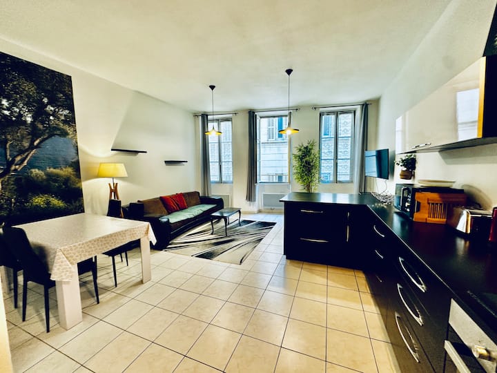 T2 Meublé Location Moyenne Durée Marseille Centre - Marsella, Francia