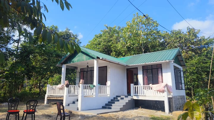 Amanda Cottage, Mawlynnong. - Mawlynnong