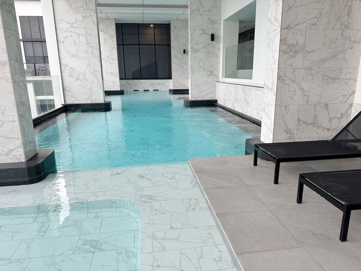 Urban loft apartment 42 sqm - free swimming pool fitness - C18 - Flats ...