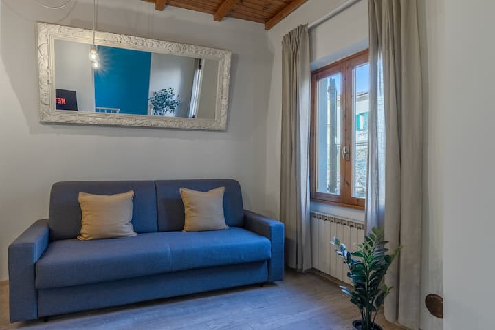 [Stazione Serraglio] 15 Min. Di Treno Per Firenze - Prato