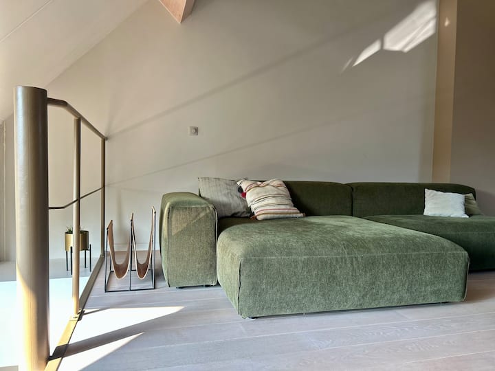 Modern Duplex Apartment With Sunny Terrace - Province d'Anvers