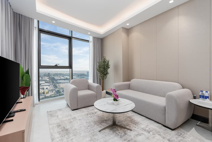 Urban Comfort 1b With Balcony - Dubai