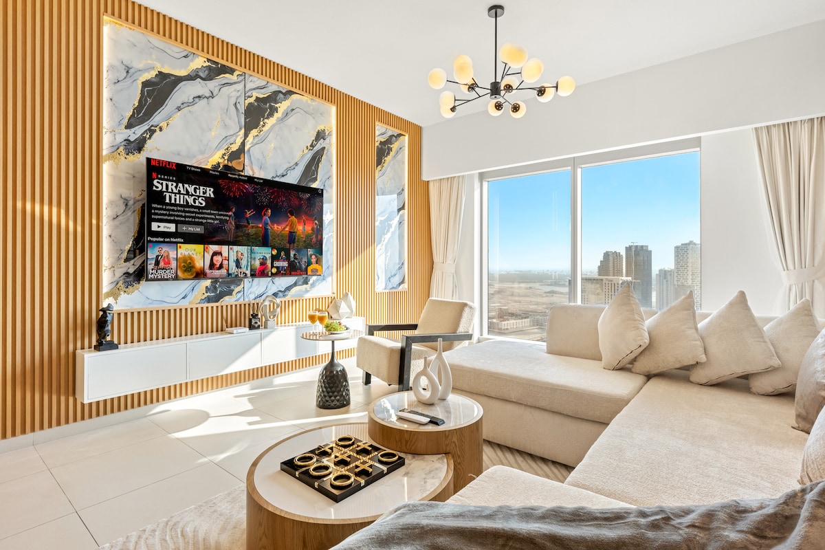 Desert Key Leading Apt in Gate Tower w/ Pool & Gym - Apartments for ...