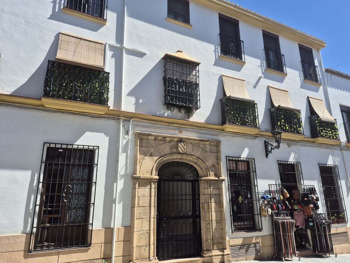 Casa del Tajo, typical Ronda house - Flats for Rent in Ronda, Andalusia ...