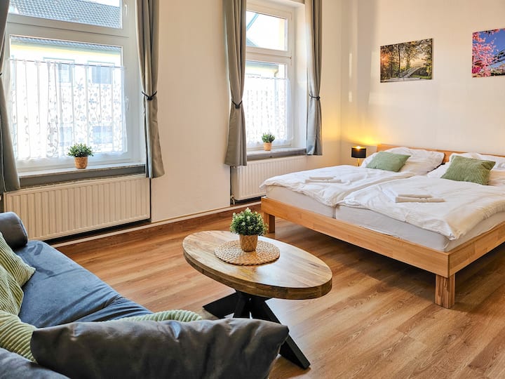 W'tal Zentral & Parking, 2 Bedrooms Kinderfreundl. - Wuppertal