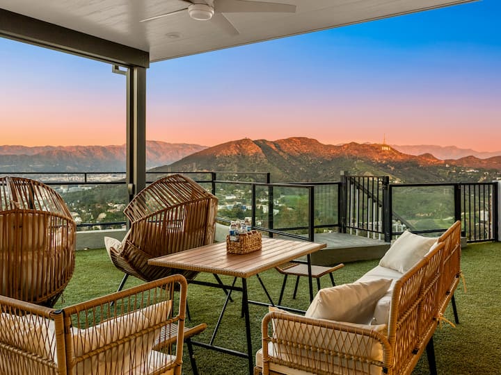 180° Views In Hollywood Hills/bright Outdoor Space - Los Angeles, CA