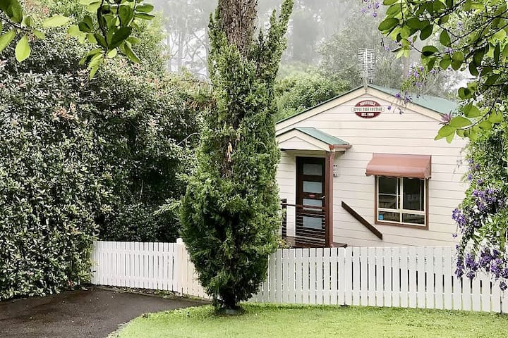 Apple Tree Cottage, Montville. - Montville