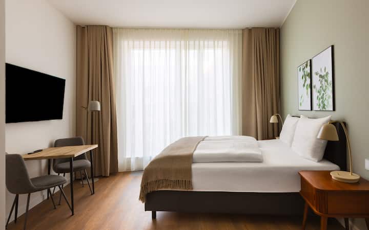 Limehome Berlin Muellerstr. | Queen Room - Berlin