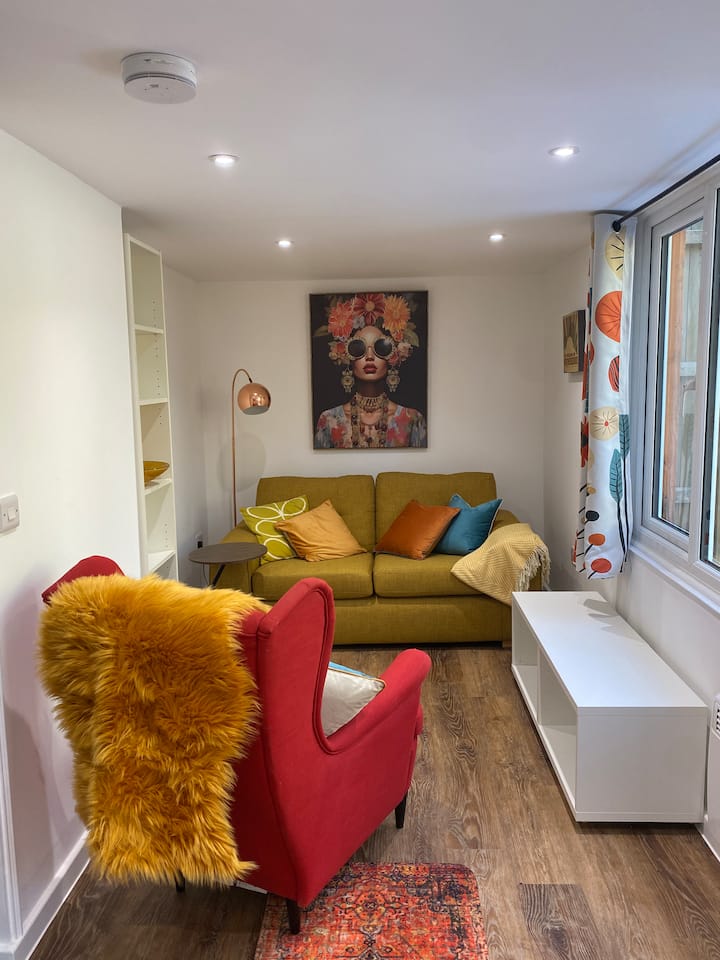 Modern Garden Studio With Private Access - Ringwood