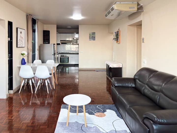 Bann-kun Impact 2br Condo Wi-fi Mrt Pink - Pak Kret