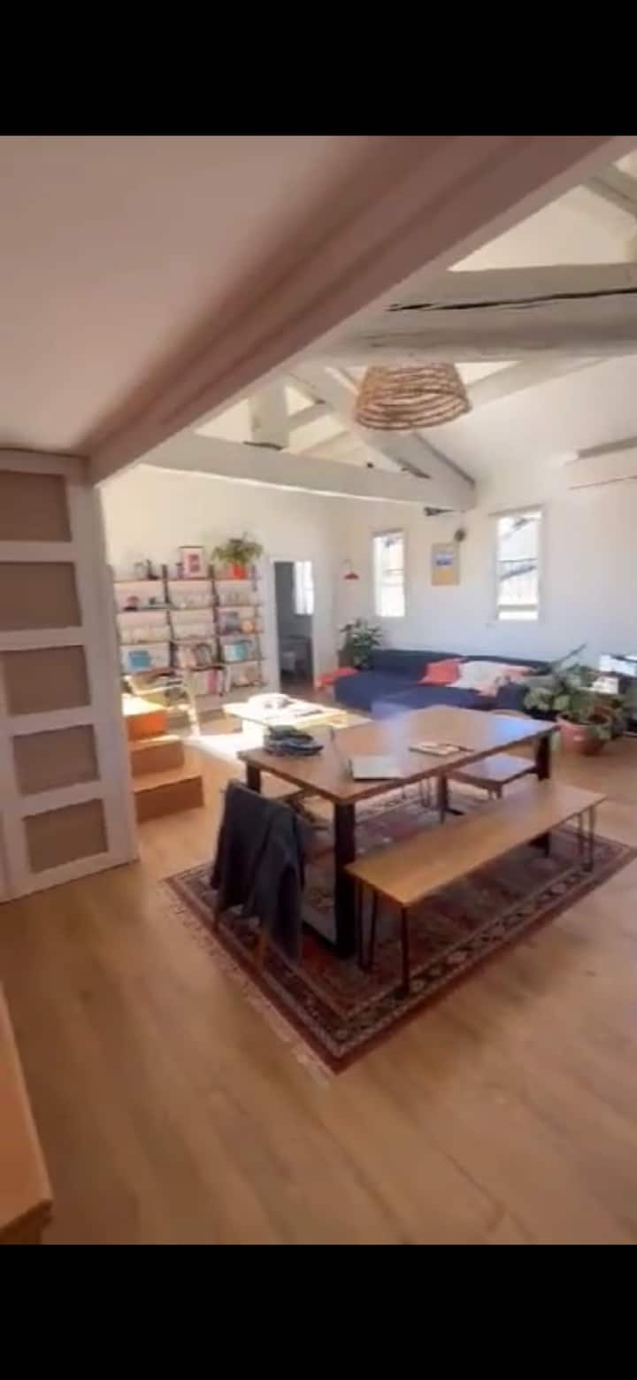 Grand Appartement Dernier éTage Avec Terrasse - Marseille