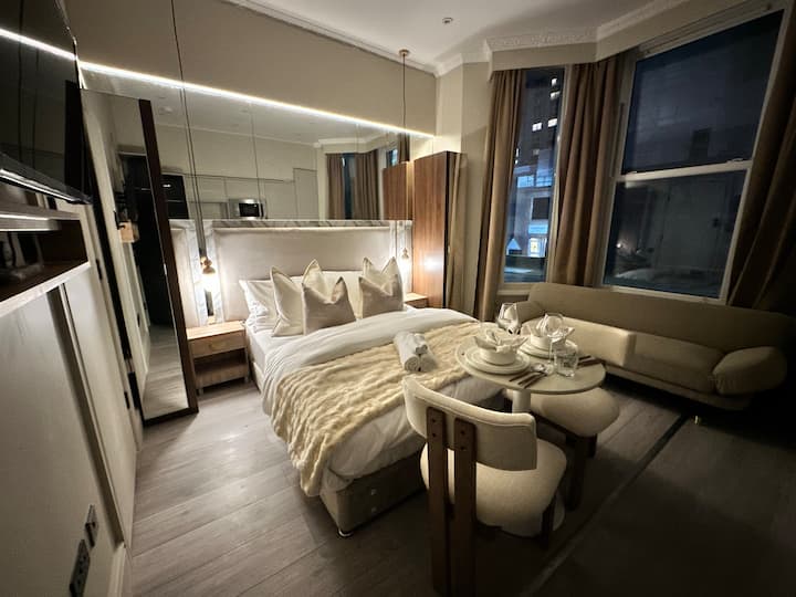 Elegant Ground Floor Studio -Central London - London, UK