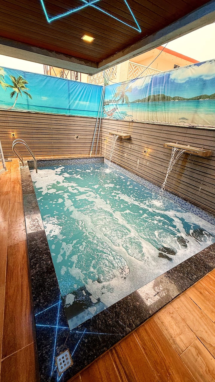 Luxe 4bhk Poolvilla |Lawn•games•wkendpad•pvt•nrhwy - Igatpuri