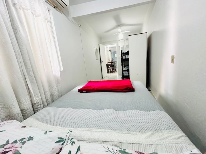02res Joel-2dorm 6pessoas/ar Cond/wi-fi/vaga Carro - Balneário Camboriú