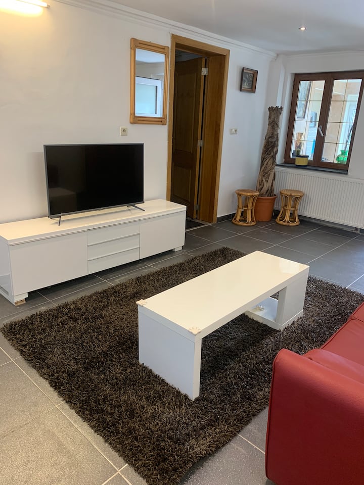 Grand Studio ÉQuipé Avec Cuisine Et Salle De Bain - Liège