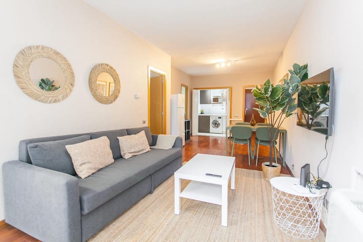 Modern Chamartin Apartment • Pool & Terrace. - Alcobendas