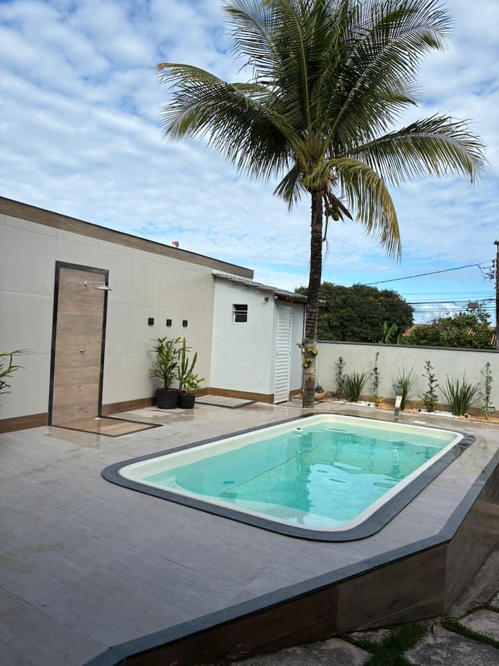 Casa Com Piscina | 5 Quartos | 2ª Quadra Da Praia - Espírito Santo