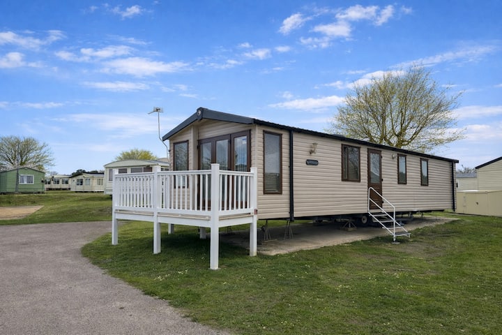 Modern Caravan In Norfolk Ref 70724c - Great Yarmouth
