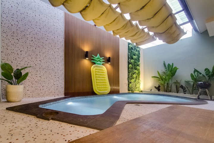 Villa Lagoon Park 2 W/ Pool - Jakarta