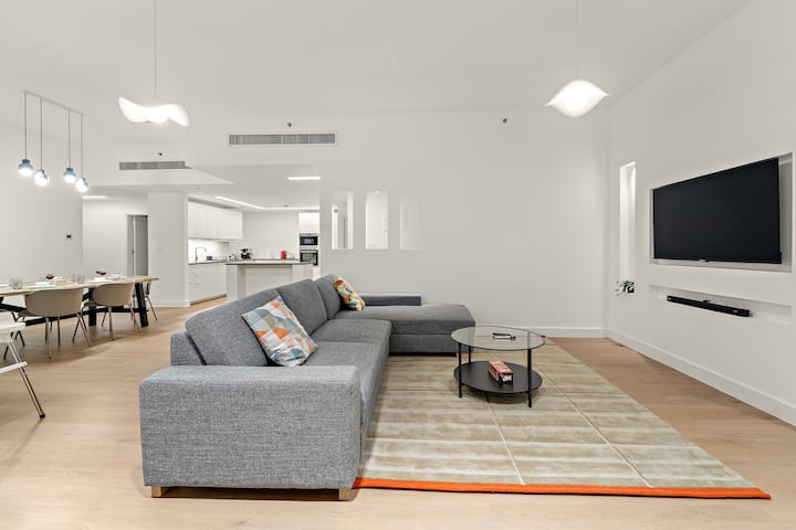 First Class | 3br | Spacious | Near Jbr Beach - Dubai Marina