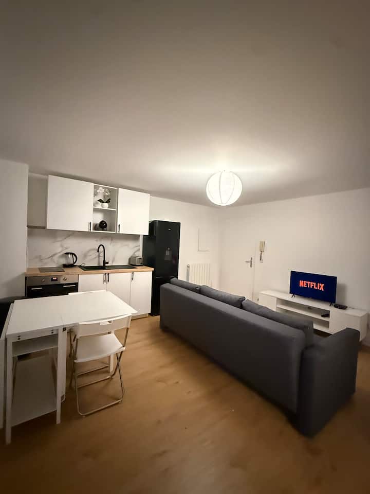 Le Verdoyant - Entre Paris Et Disney/ Gare à 10 Mn - Noisy-le-Grand