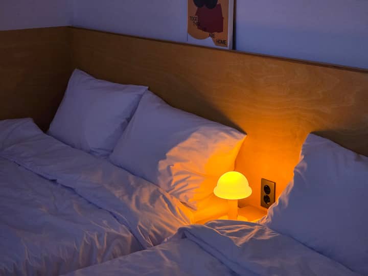 동대구역 인근 숙소#대구공항 근처#신세계백화점#대구신상숙소#호텔식침구류#4인실#가성비숙소 - Daegu