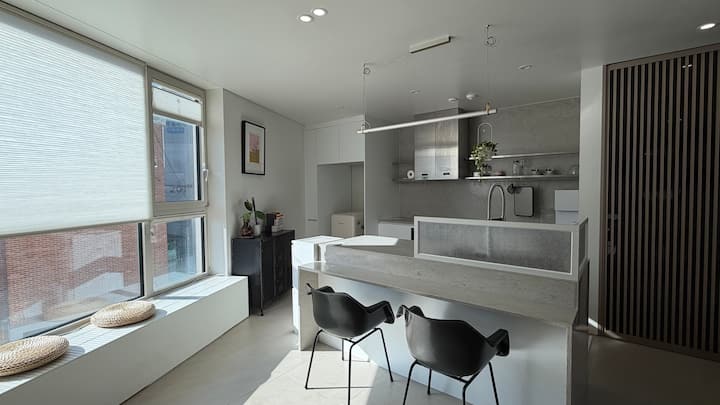 The Terrace House 48 | Architect-designed Stay - Bucheon-si
