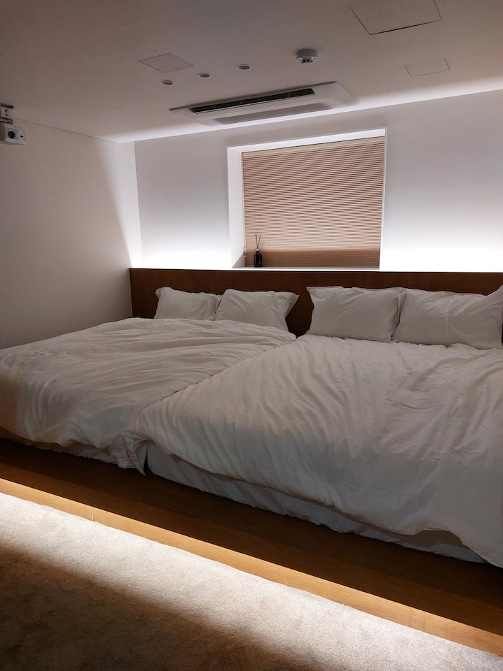 소녹 여유(余裕) A - 빔프로젝터+호텔침구+5인숙소 #화성행궁#공방거리 - Suwon-si