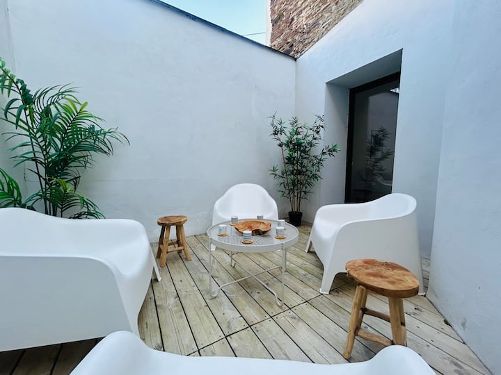 Casa Dolce Vita Numéro 1 : Beau T4 - Terrasse - Angers