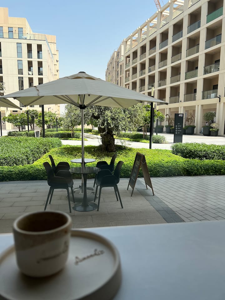 Stylish Studio @ Green
Neighborhood • Close To Dxb - Sarja